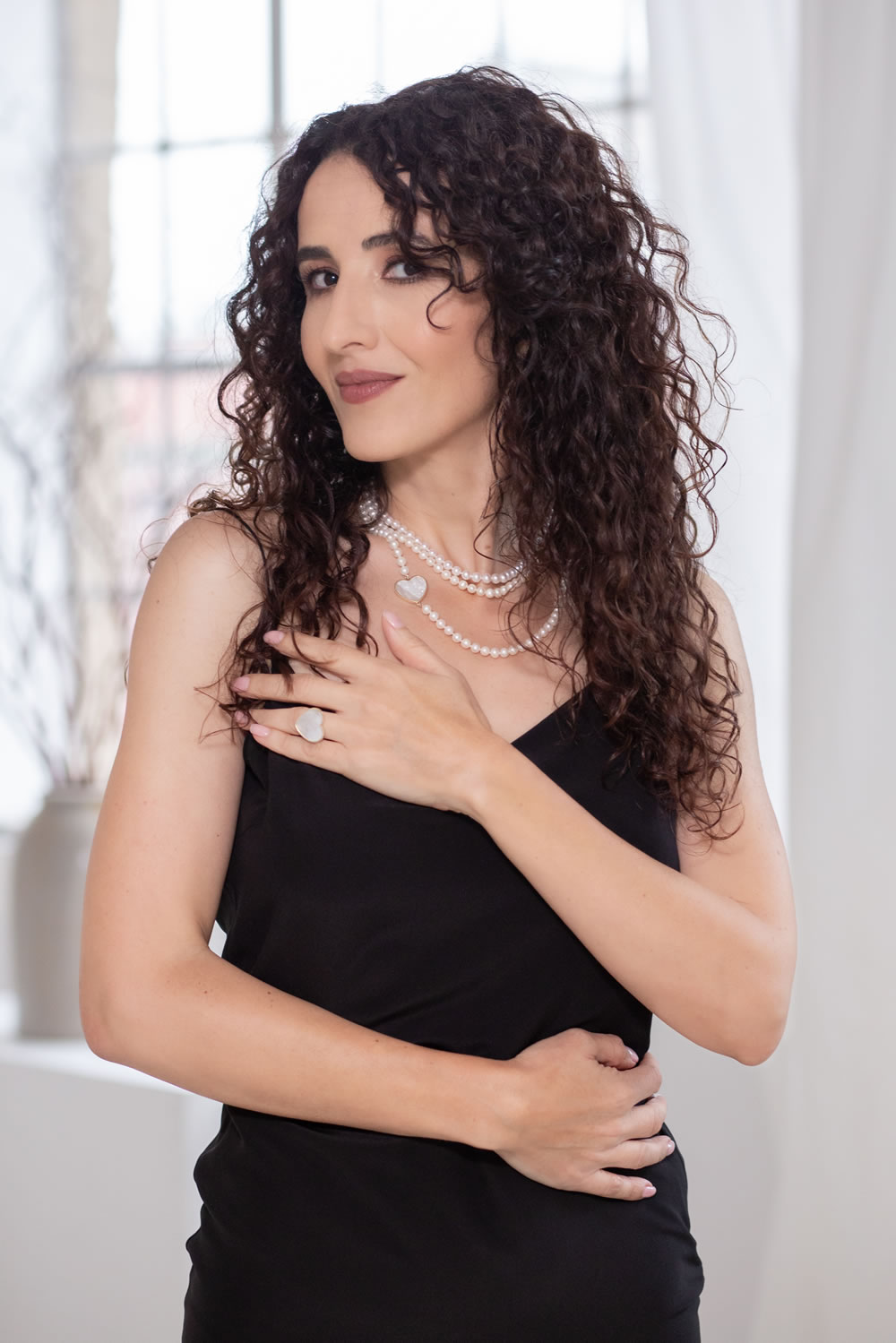 Love ring, 14 K yellow gold - Anyoli