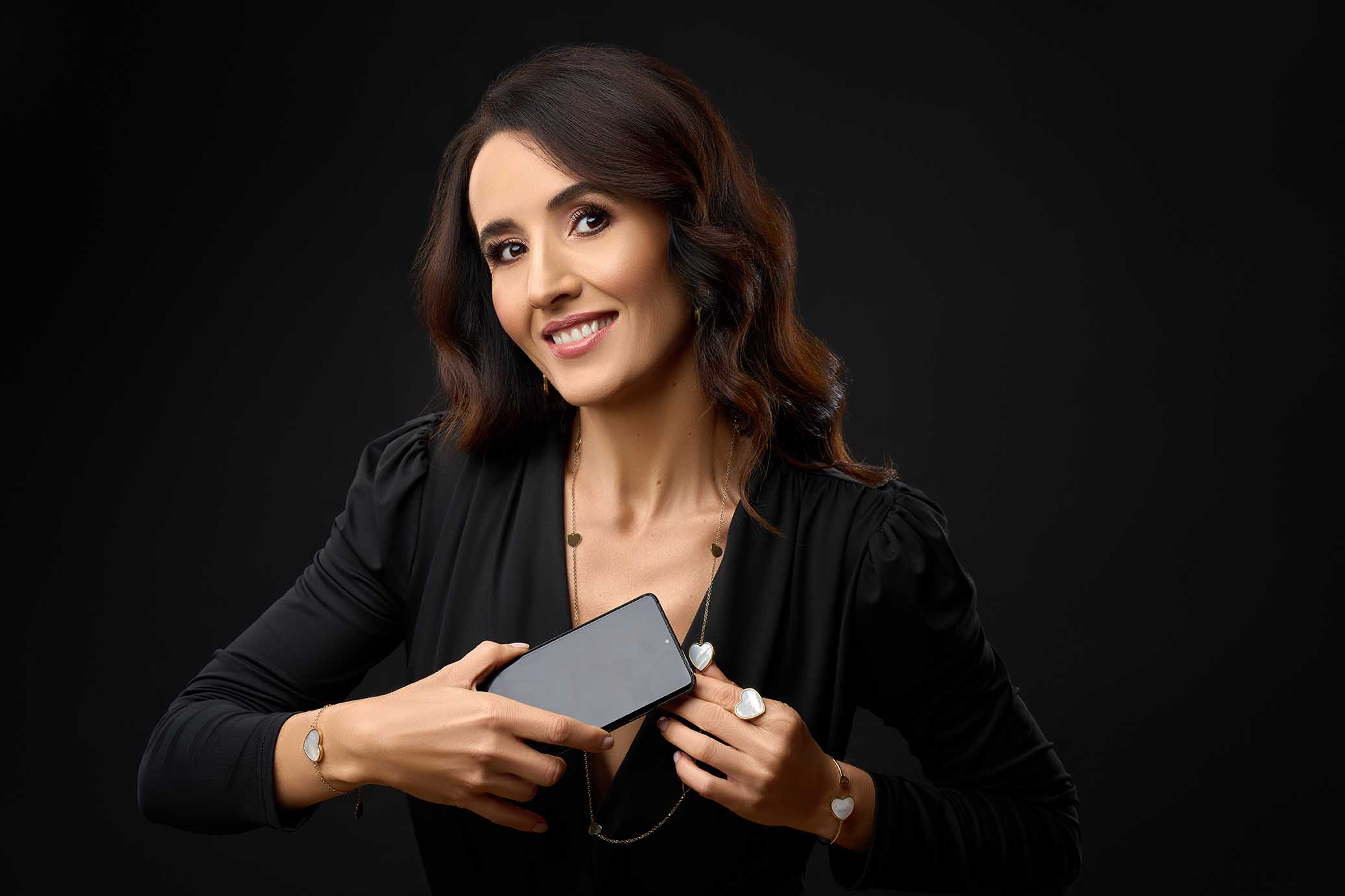 Love ring, 14 K yellow gold - Anyoli